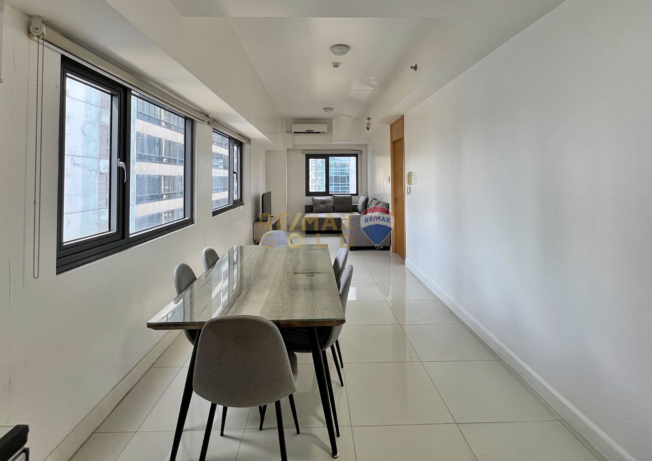 For Sale : Fully Furnished 1 Bedroom in Signa Designer Residences ...